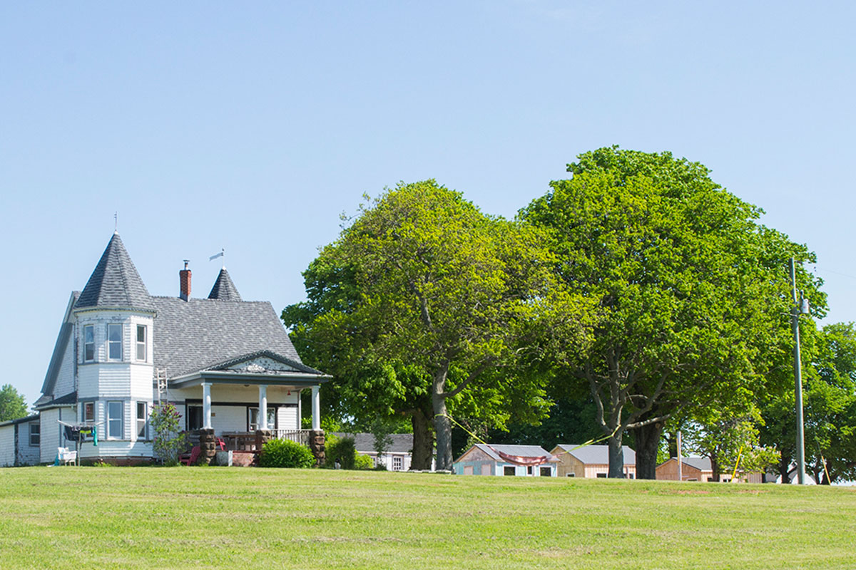 Explore Victoria's Heritage - Victoria Cottages